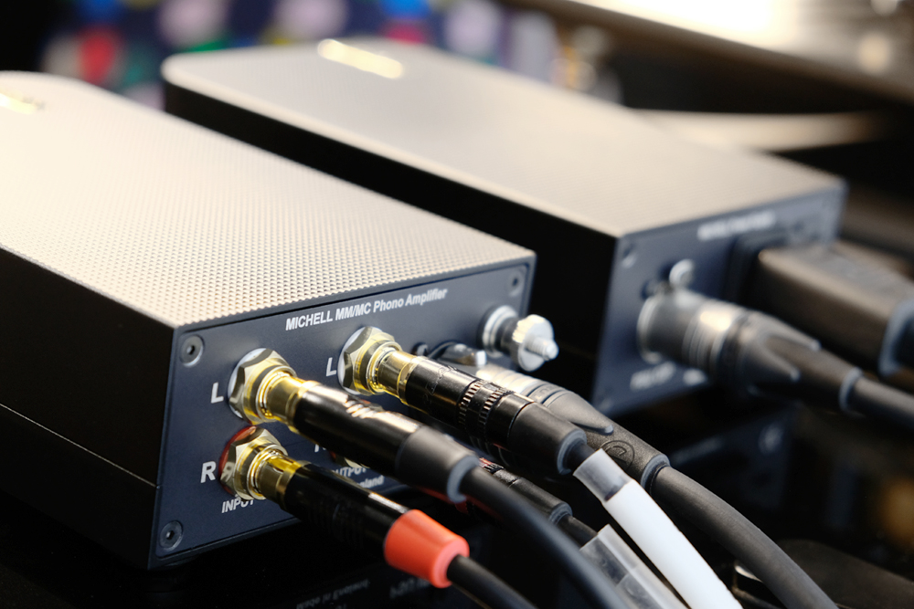 Michell Apollo Phono Preamplifier and Muse Power Supply